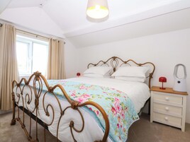 1 quarto, individualmente decorados, individualmente mobiliados