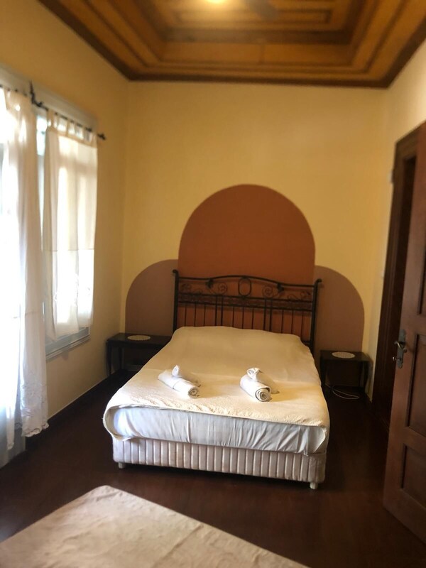 Gülsün Hanım Konağı - Ayvalık