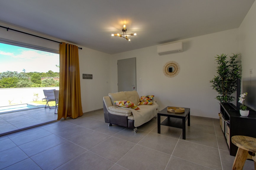 Nieuwe Villa Met Privé Zwembad In Het Hart Van Het Dorp - 4 Slaapplaatsen - Suze-la-Rousse