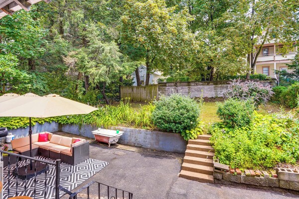 Steps To Union College: Home W/ Shared Yard! - Schenectady, NY