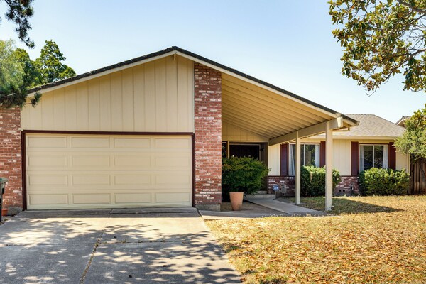 Updated Home In Suburbs - 10 Mi To Dtwn Stockton! - Stockton, CA