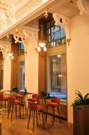 Café da manhã, almoço e jantar