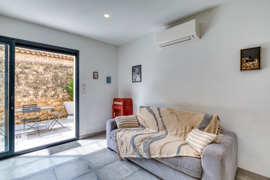 Appartement 'Le Poulailler D'alice' Met Privéterras, Wi-fi En Airconditioning - Autignac