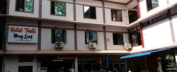 Hotel Tashi By Roh - Dibrugarh