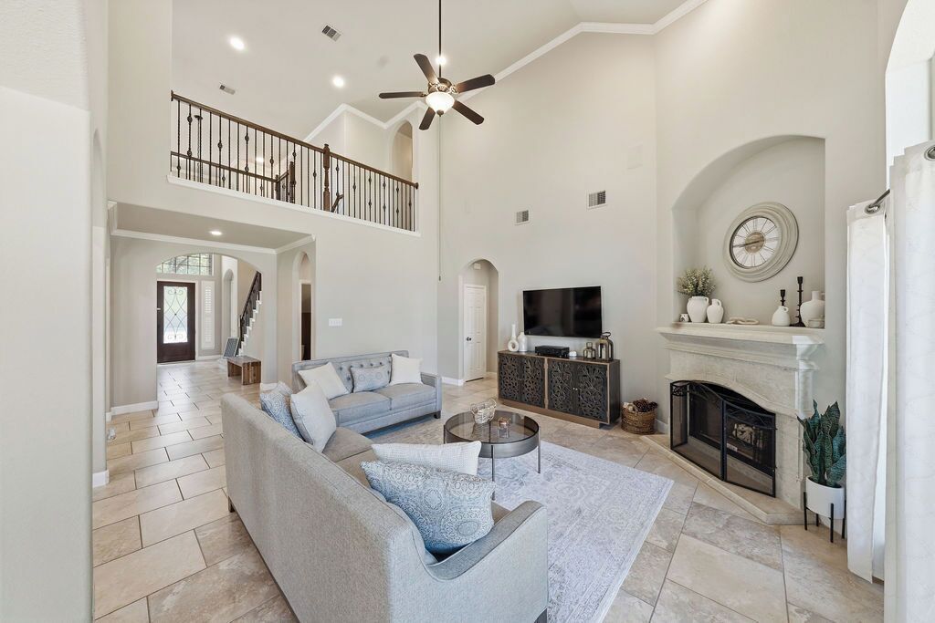 Cozy, Quiet 4-bedroom, 3.5 Bathroom Home In The Woodlands - The Woodlands, TX