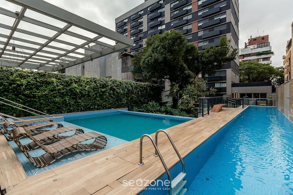 Apartamento Básico | Piscina | Piscina exterior