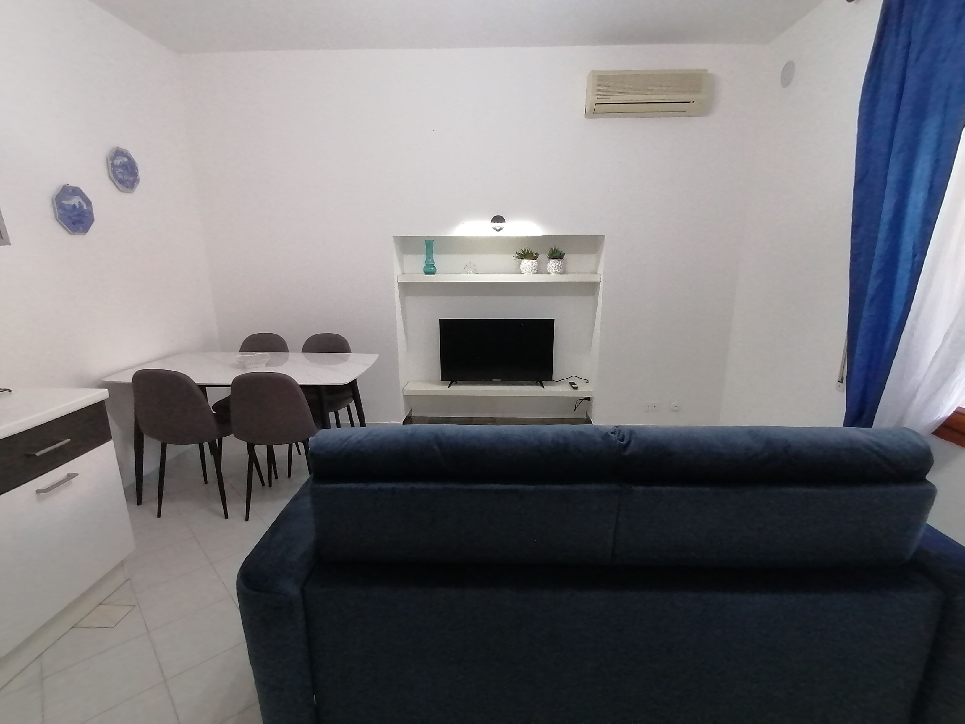 Sun And Relaxation At Michelle's Apartment With Large Terrace And Olympic Pool. - Anzio