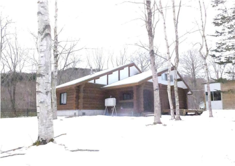 Noboribetsu Log House - Hokkaido