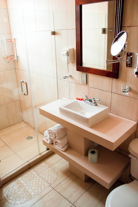 Hotel Tlaxcala (A Una Cuadra Del Zócalo De Tlaxcala ) - Tlaxcala