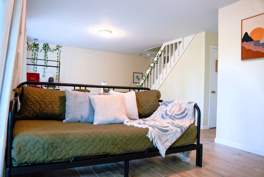 Rosewood Loft I Lower Suite - 溫斯頓-塞勒姆