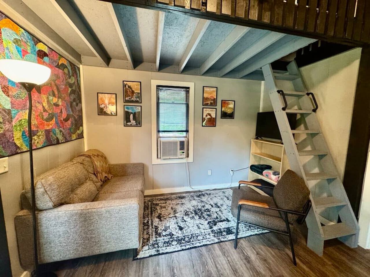 Holler Cabin And Camp - Eureka Springs, AR