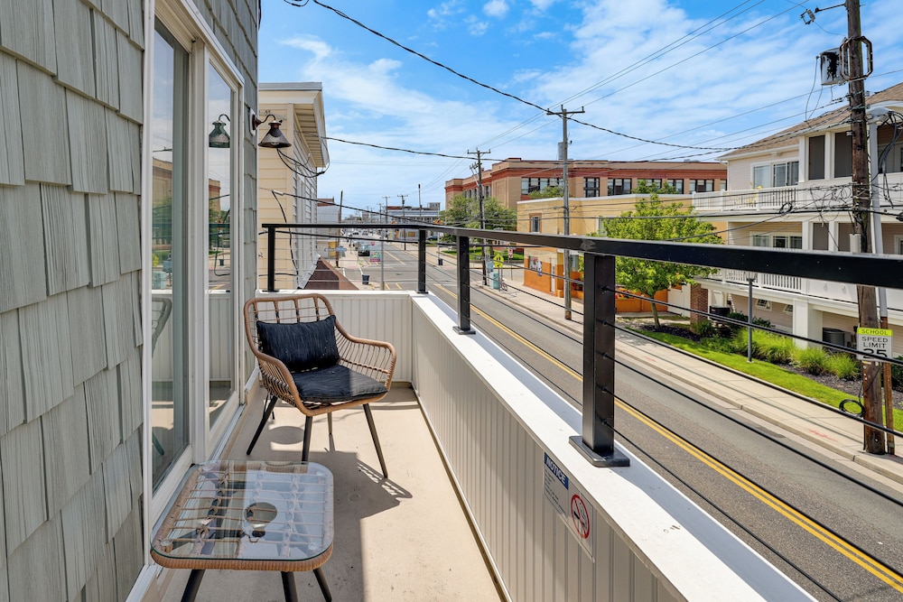 Walk To Beach & Explore Boardwalk: Wildwood Escape - Wildwood, NJ