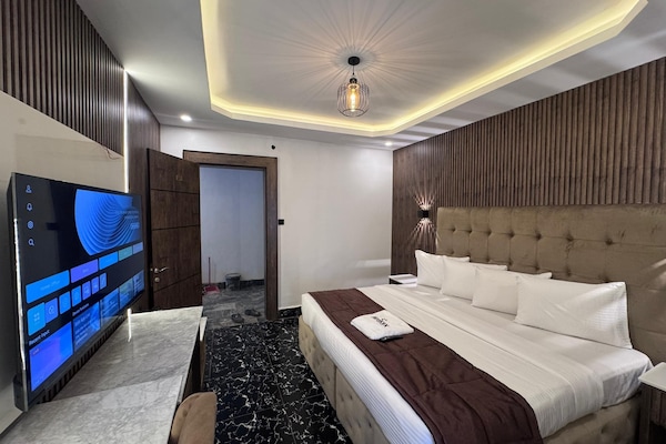 Quarto Familiar | Secretária, Wi-fi grátis