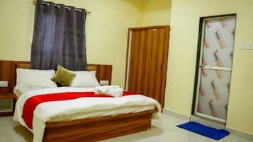 Quarto Clássico com Cama de Casal, vista para o vale | Wi-fi grátis