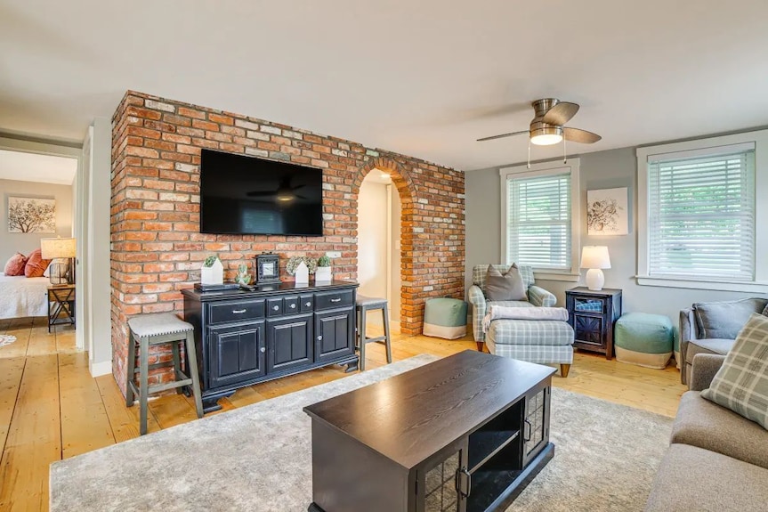 Terrific 3-bedroom Cottage With Ac In Charming Cavendish - 클레어몬트