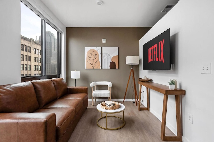 Amenity Packed High-rise Free Espresso+pool+gym - Indianapolis, IN