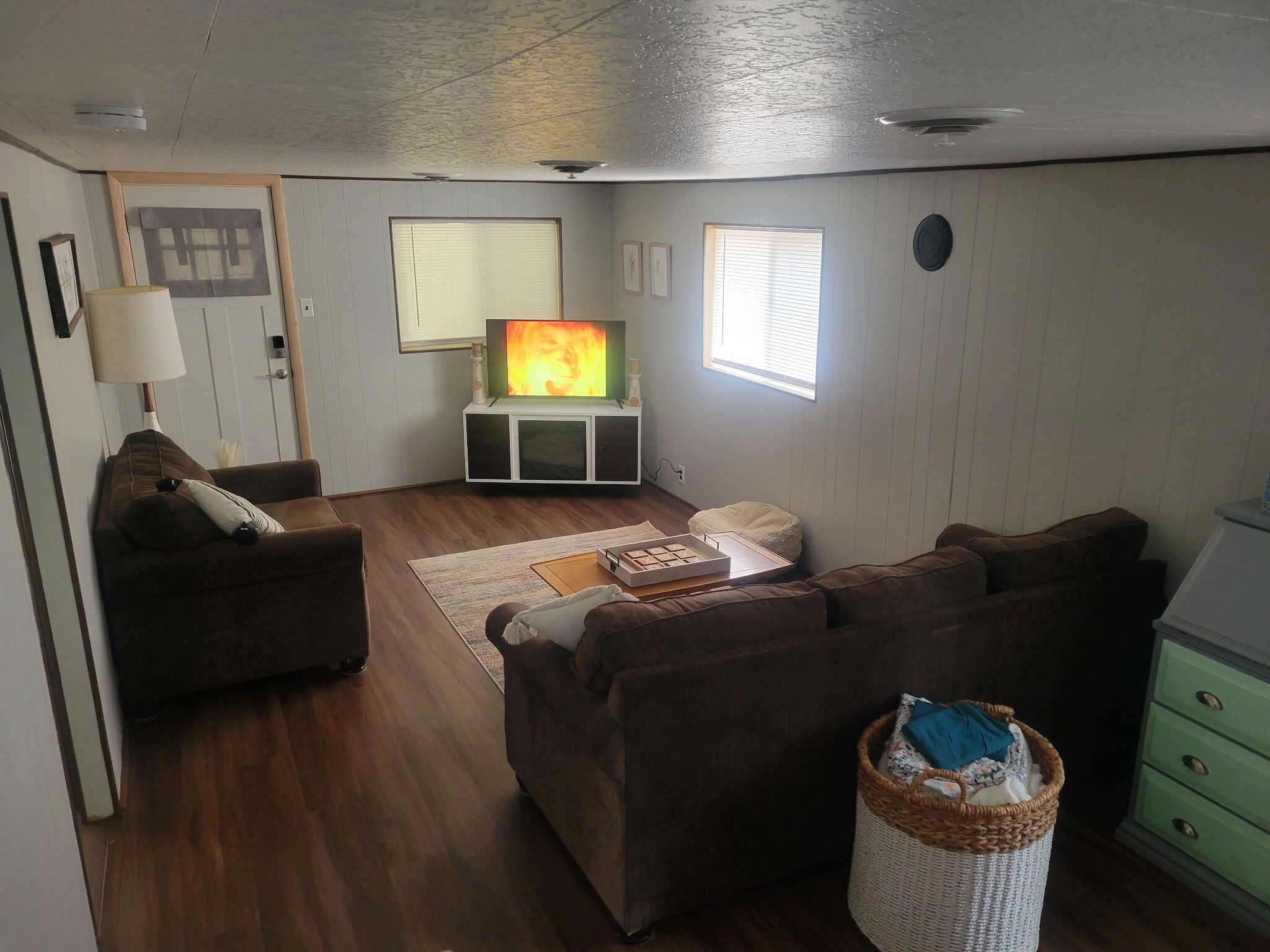 Attention Hunters, Trail Riders, Snowmobilers, Ice Fishermen. The Betty Awaits! - Houghton Lake, MI