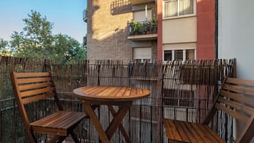 Apartamento (3 Bedrooms) | Terraço/pátio interior