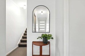 Tranquil Bush Outlook Near City Reviews, Deals & Photos 2026 - Expedia