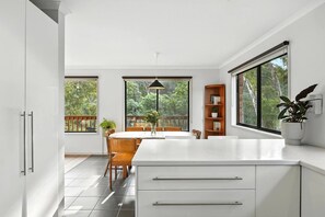 Tranquil Bush Outlook Near City Reviews, Deals & Photos 2026 - Expedia