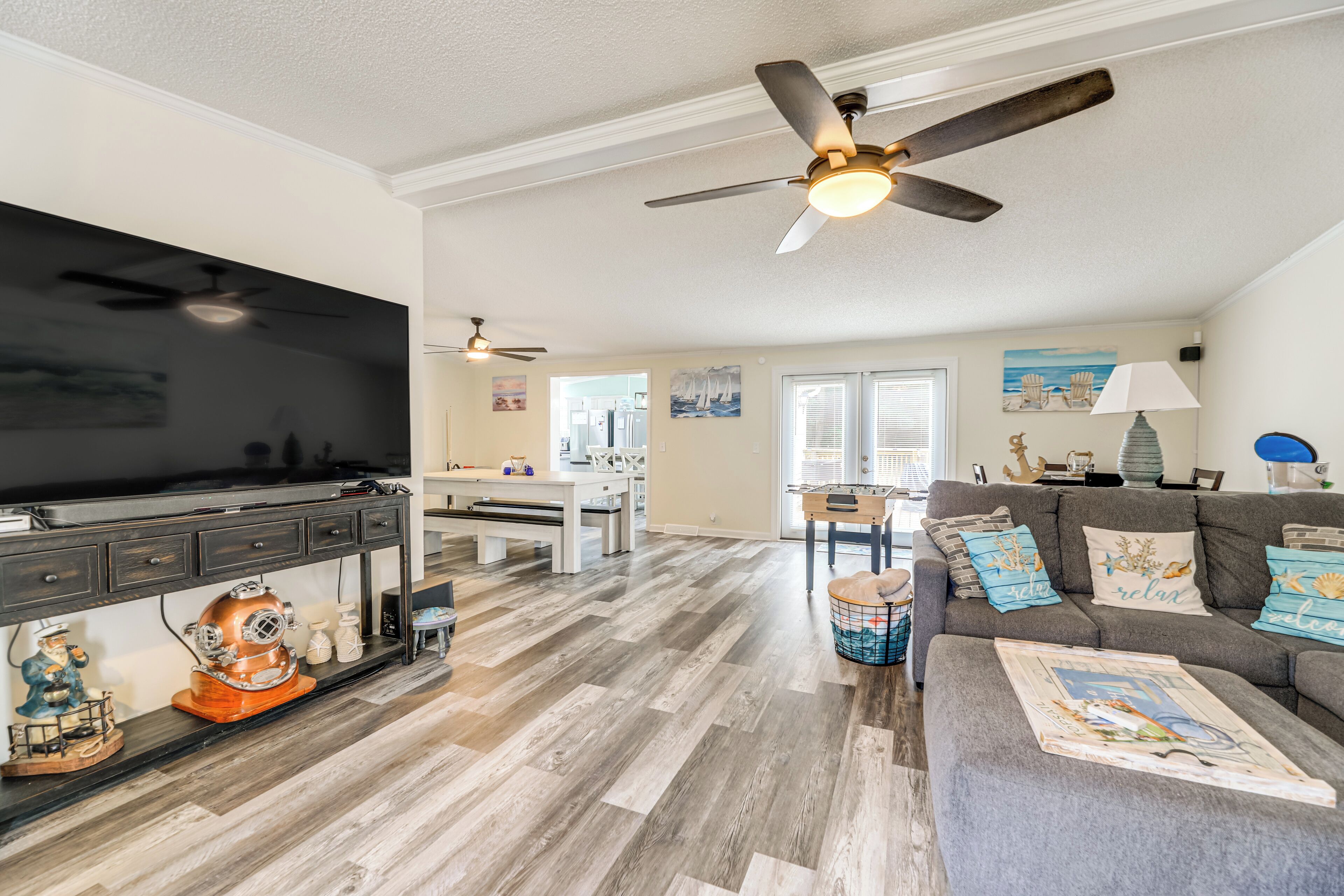 7 Mi To Beach! Sneads Ferry Family Home W/ Hot Tub - Sneads Ferry, NC