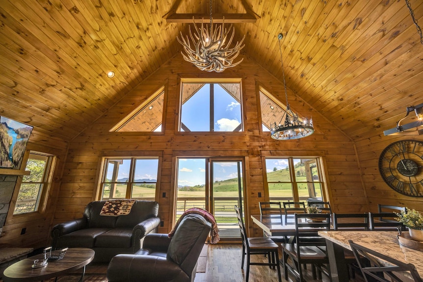 Brand New | Hot Tub + Grandfather Mtn + Views - Boone, NC