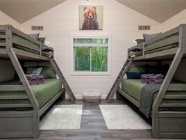 Cabana luxo, vista para o rio | Wi-Fi de cortesia, roupa de cama