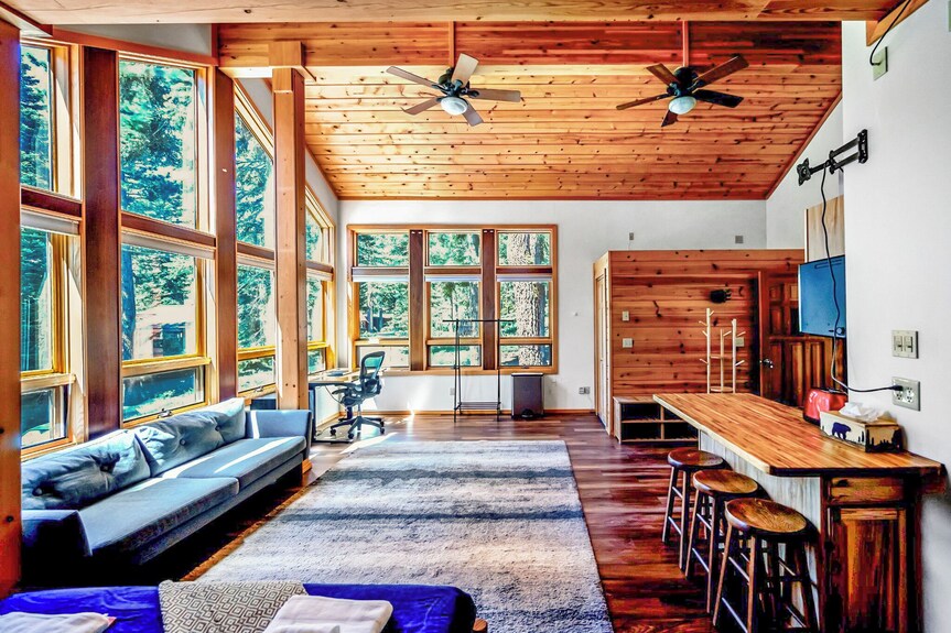 Your Peaceful Getaway - Lake Tahoe Luxury Chalet W/ Gym & Theater - Lac Tahoe