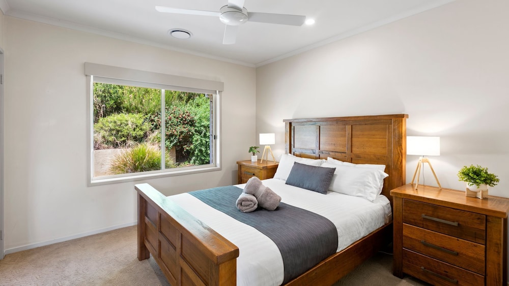 Monkey Gully Retreat - Pool - Mansfield - Sleeps 9 - Mansfield | Vrbo