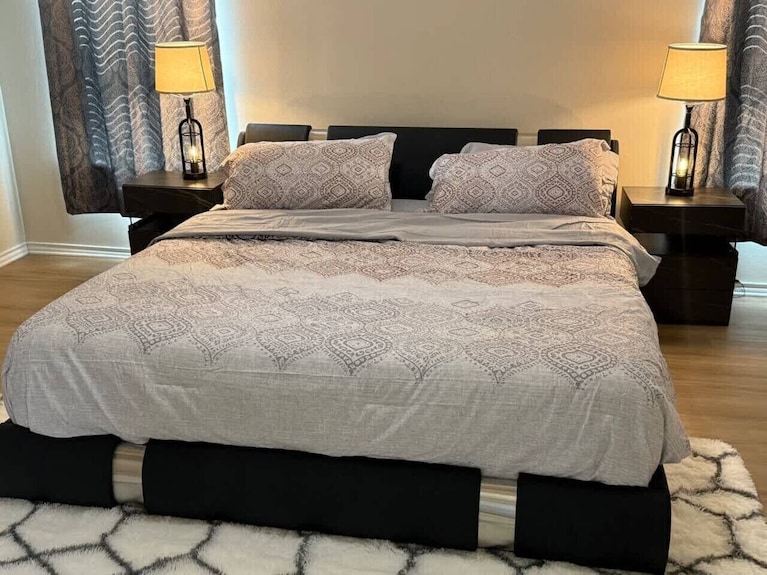 4br/2b Lubbock Completehome Stay - Lubbock, TX