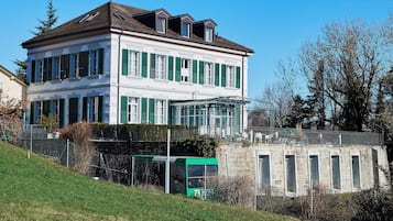 Fachada da propriedade