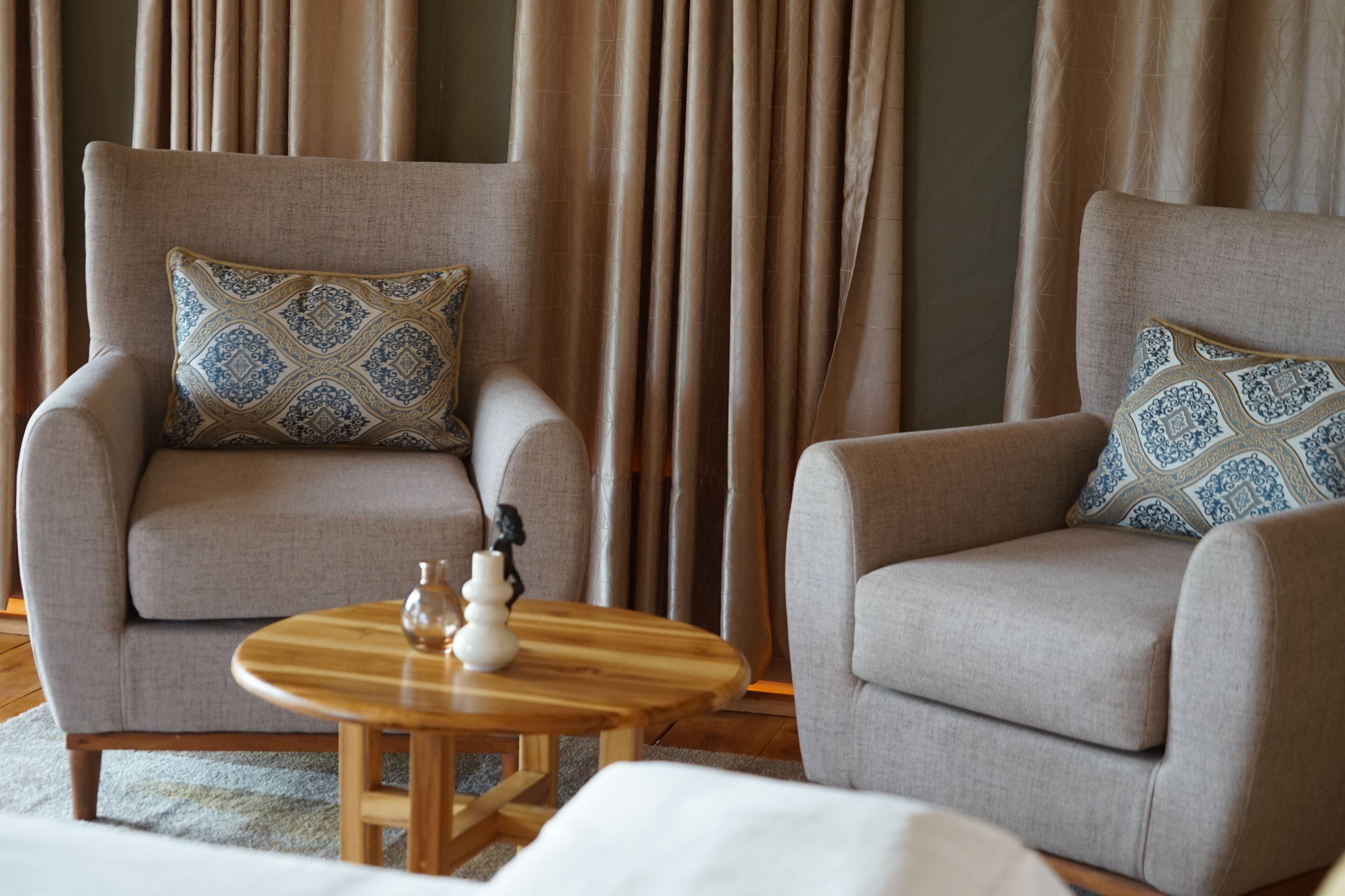 Quarto exclusivo, vista para o parque | Área de estar