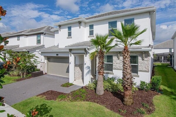 Enchanted Fantasy - Kissimmee, FL