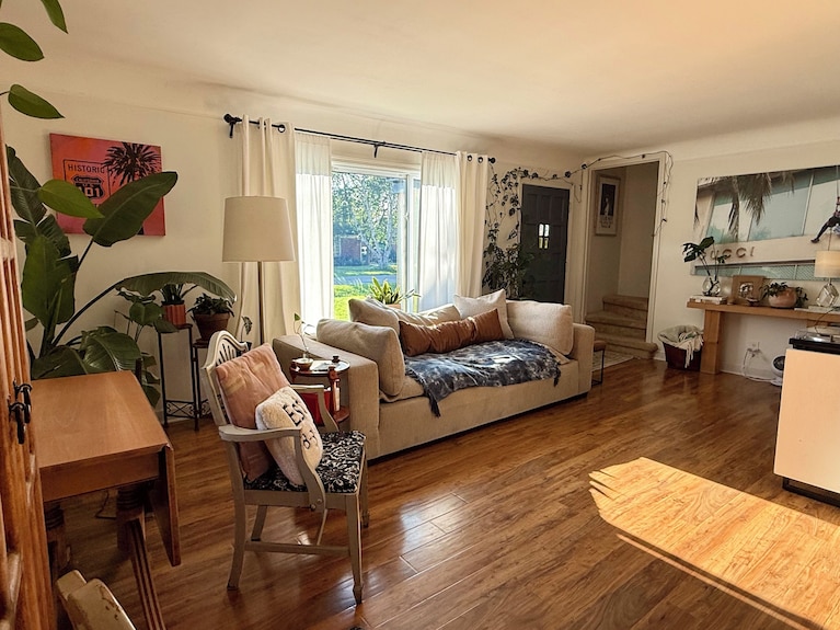 Charming 2-bedroom House In Quaint Lake Community - Auburn Hills, MI
