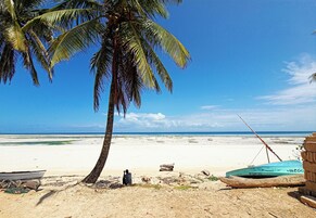 Quarto Duplo Básico | Vista para a praia ou o mar