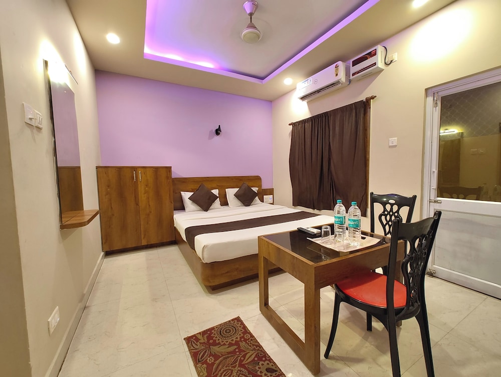 Hotel Blueee Sagar Near Golden Sea Beach - Puri