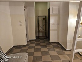 Suite-Estúdio | Quartos insonorizados, ferro/tábua de engomar, Wi-fi grátis 