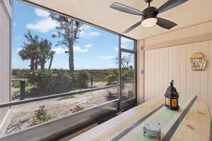 Condo, 2 quartos | Opções para refeição ao ar livre