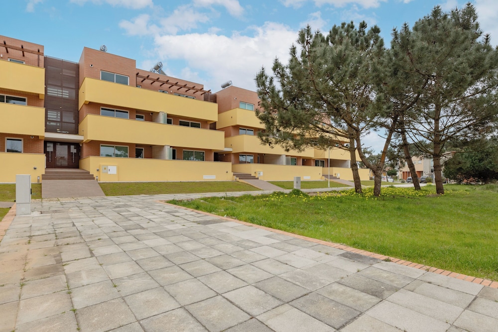 The Pine Flat With Pool At Furadouro - Furadouro
