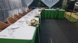 Área externa para banquete