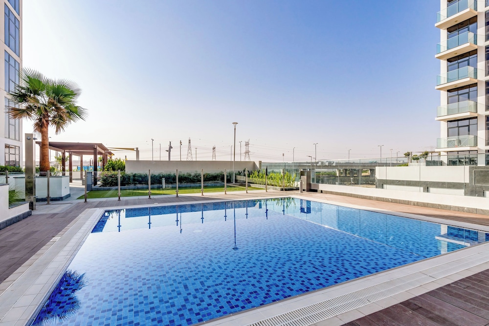 Globalstay. Azizi Riviera 40 - Dubai