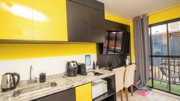 Quarto casal superluxo de uso individual, 1 cama de casal, ar-condicionado, vista para o jardim | Roupas de cama de algodão egípcio, roupas de cama premium