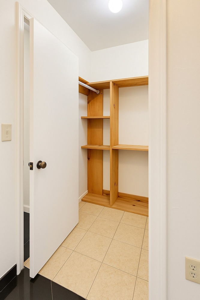 Modern Studio In The Heart Of Wynwood - Coral Gables, FL