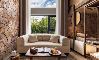 Duplex panorâmico | Roupas de cama premium, edredons de pluma, individualmente decorados