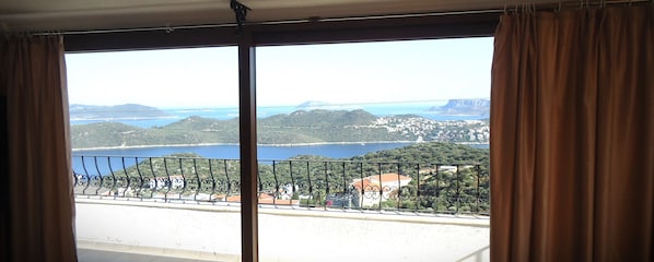 Apartamento Familiar, vista para o mar | Sala de estar
