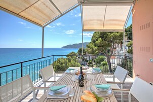 Apartamento Standard, vários quartos, 2 casas de banho (Il Faro Sul Mare - Total Sea View) | Refeições ao ar livre