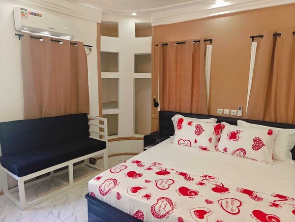 Rhô Résidence Hôtelière ÔKèrè-ôburu - Lomé