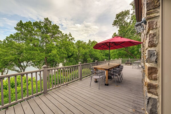 Riverfront Hudson Valley Gem W/ Beach Access! - Hudson, NY