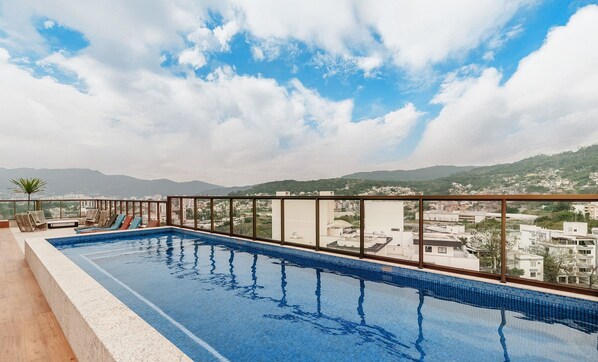 Apartamento básico | Piscina | Piscina externa