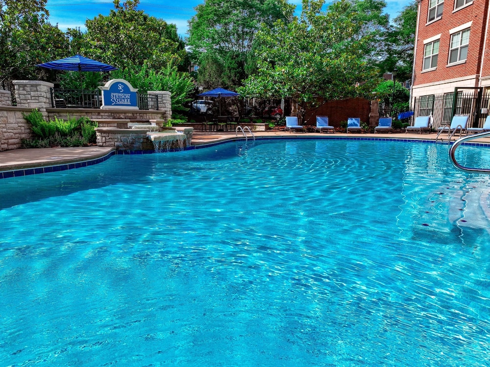 Landing Apartments Near University Of Cincinnati - Cincinnati, OH